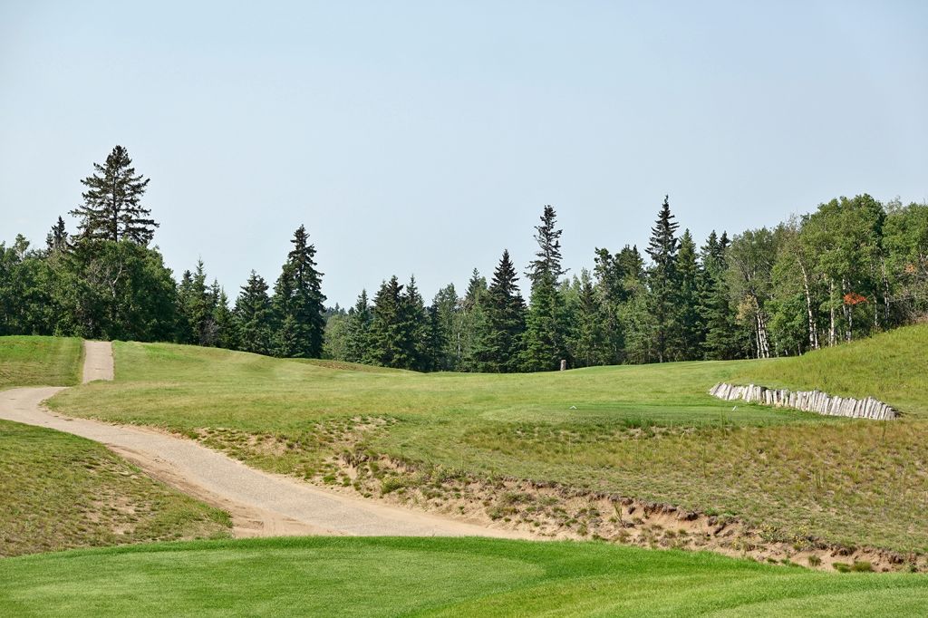 Wolf Creek Golf Resort (Old) (Ponoka, Alberta) | GolfCourseGurus
