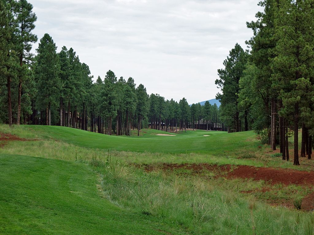 Photographs | GolfCourseGurus