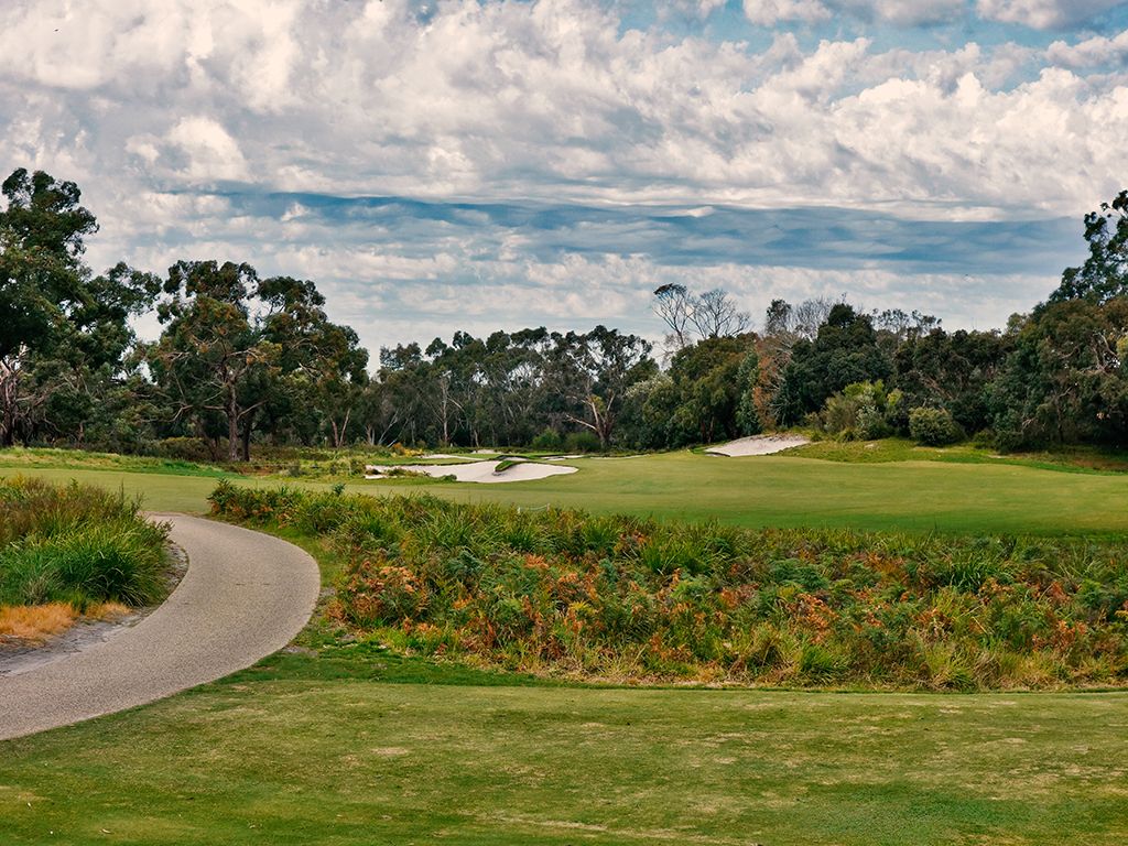 Photographs | GolfCourseGurus