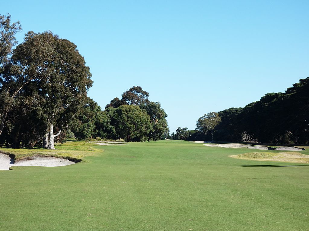 Photographs | GolfCourseGurus
