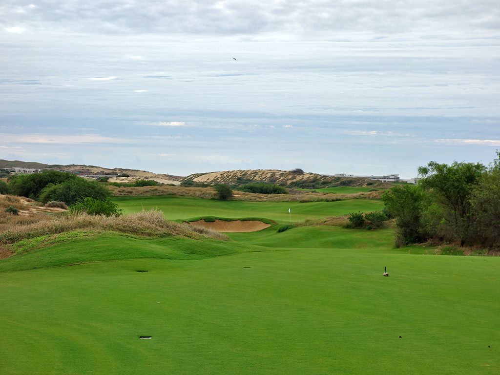 Photographs | GolfCourseGurus