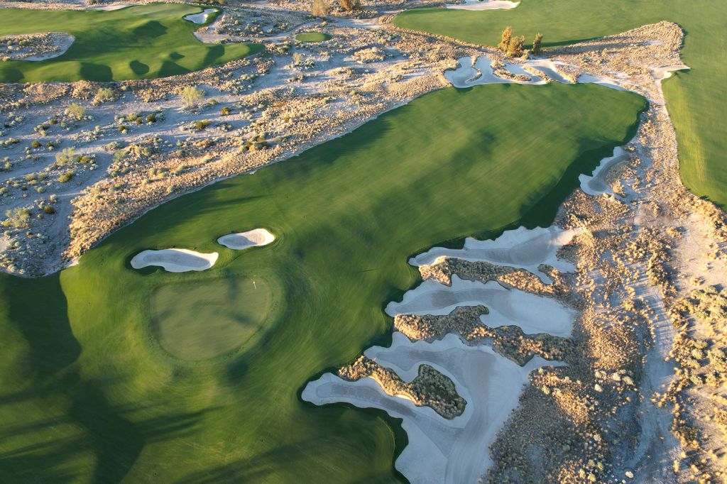 Photographs | GolfCourseGurus