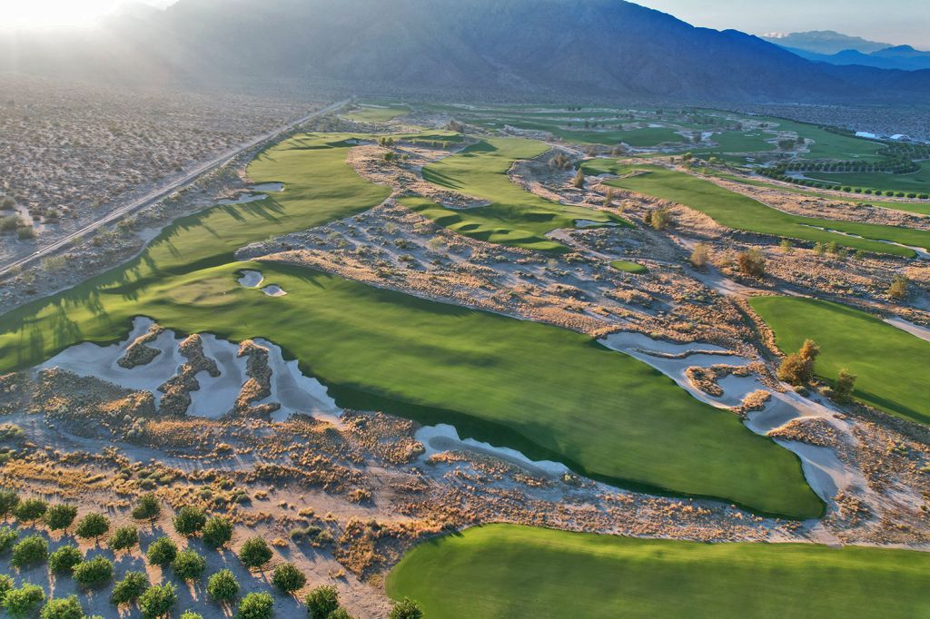 Photographs | GolfCourseGurus