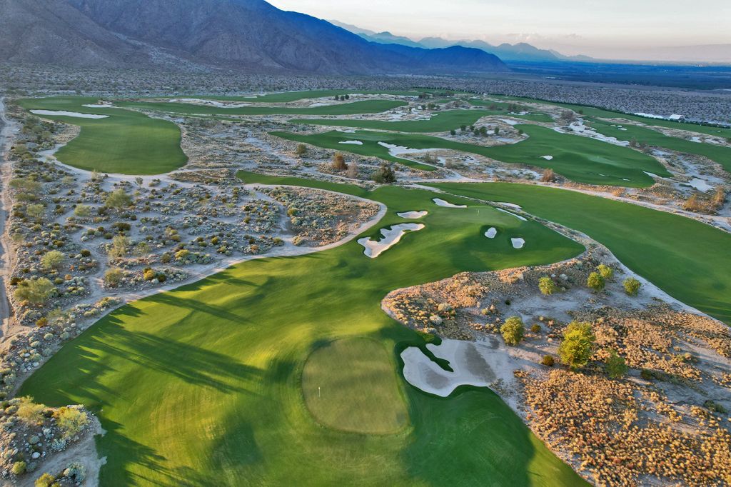 Photographs | GolfCourseGurus