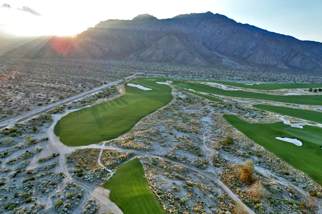 Photographs | GolfCourseGurus