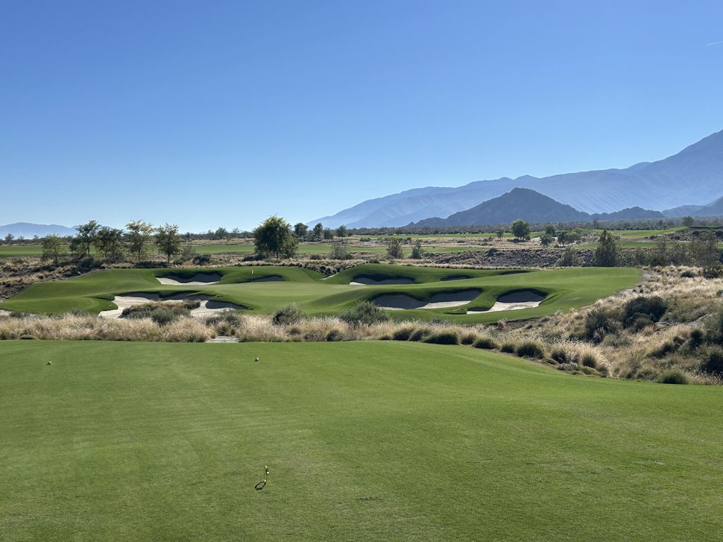 Photographs | GolfCourseGurus