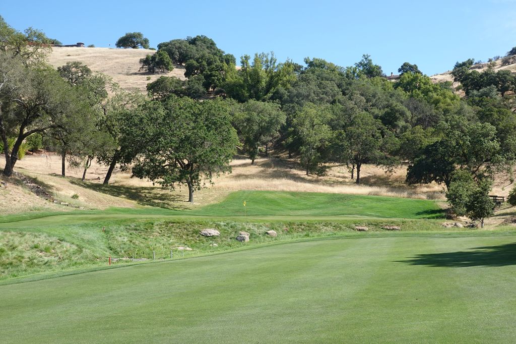 Photographs | GolfCourseGurus