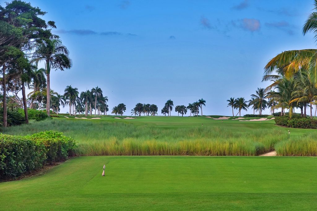 Photographs | GolfCourseGurus