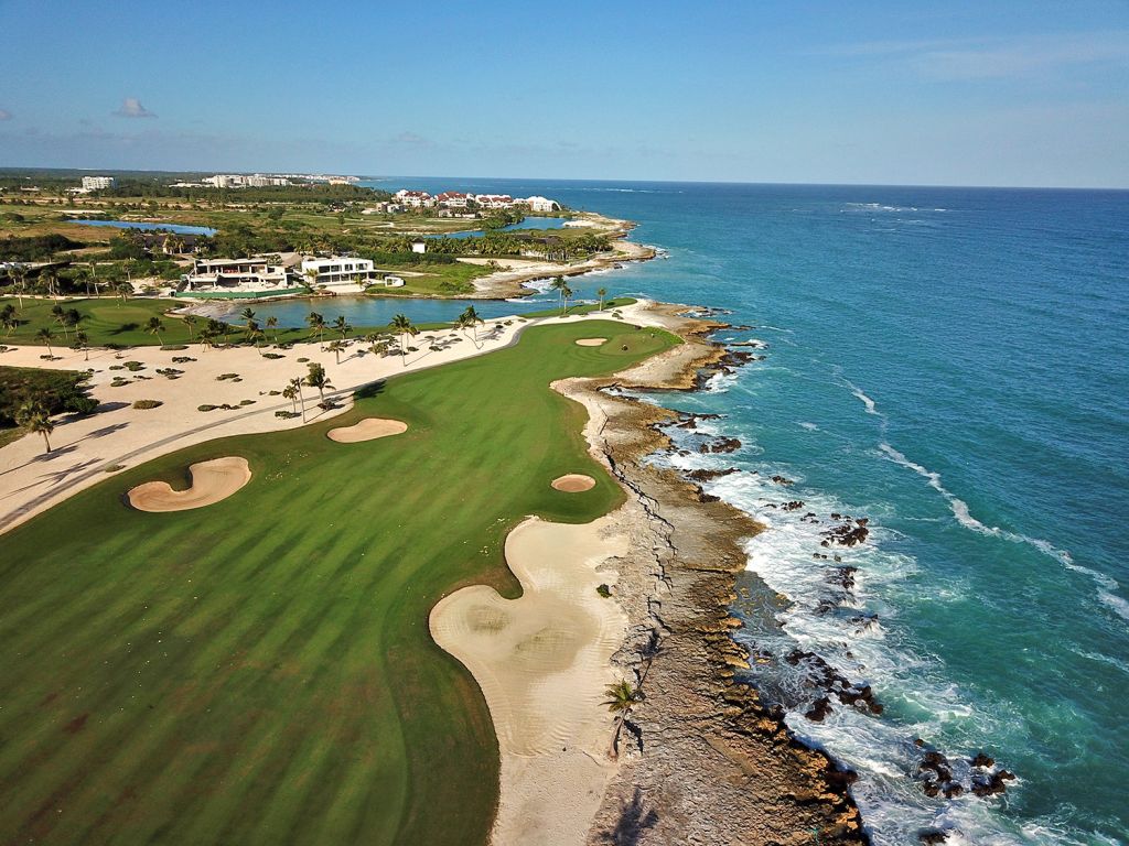 Photographs | GolfCourseGurus