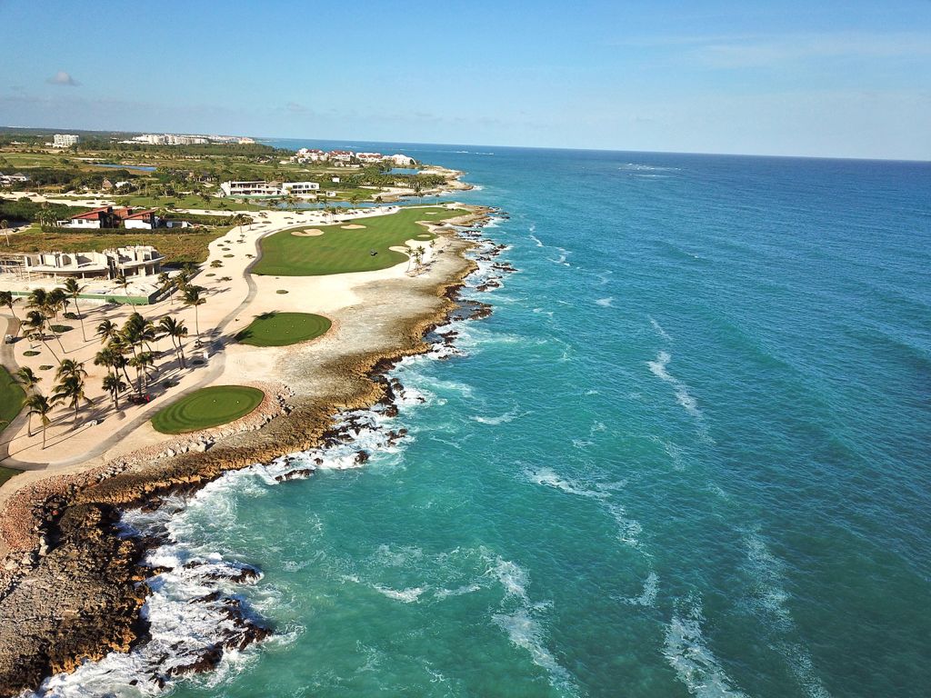 Photographs | GolfCourseGurus