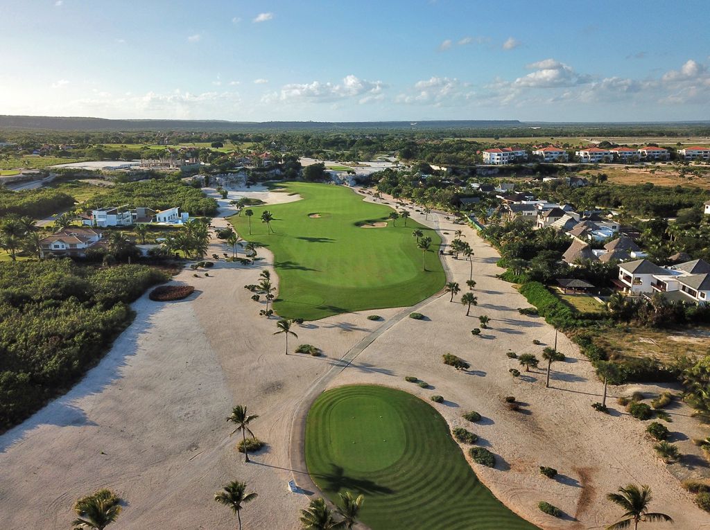 Photographs | GolfCourseGurus