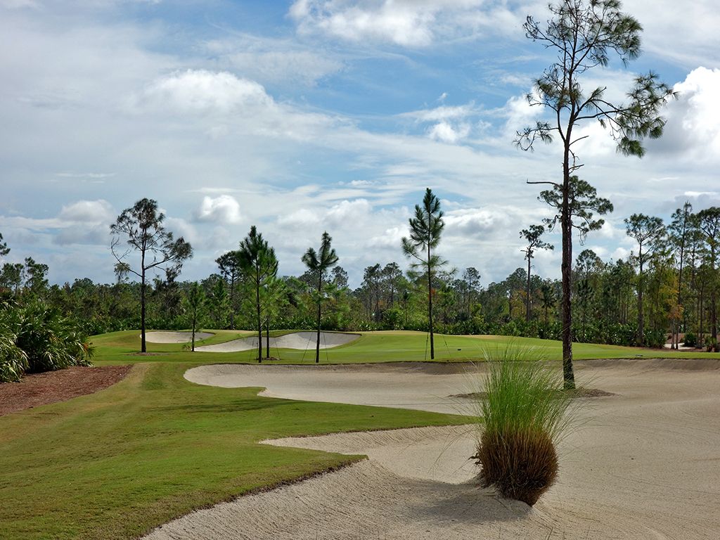 Photographs | GolfCourseGurus