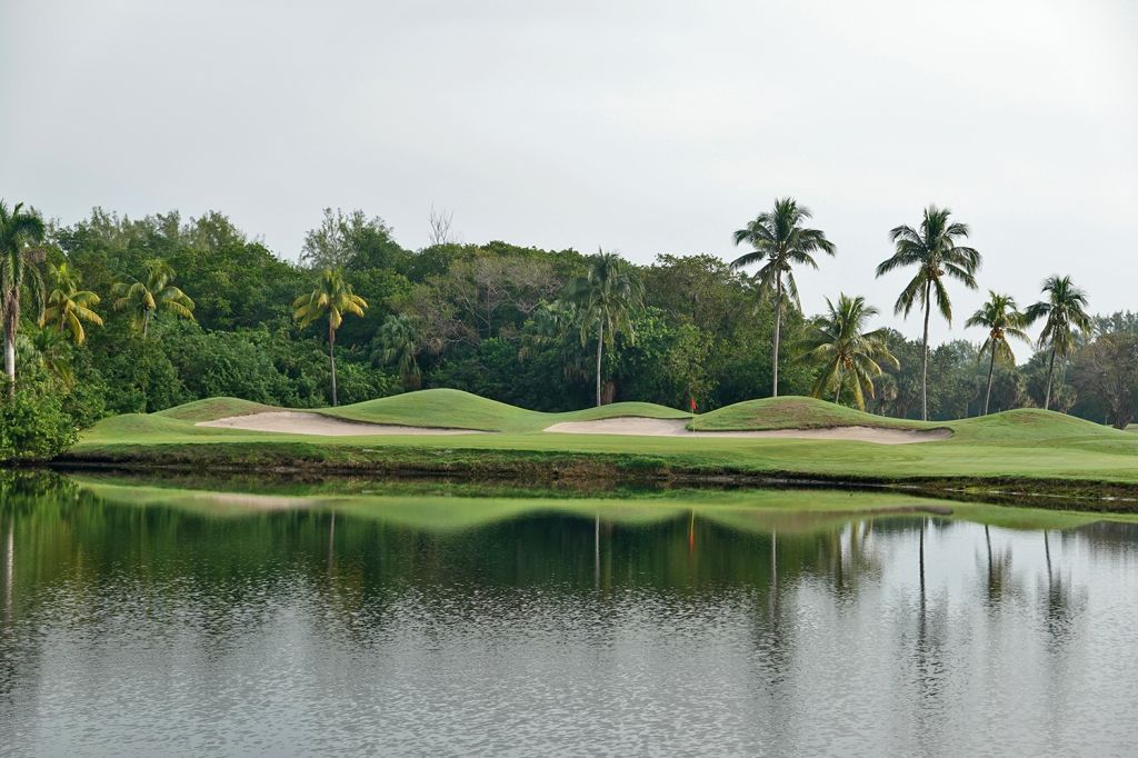 Crandon Golf at Key Biscayne (Key Biscayne, Florida) | GolfCourseGurus
