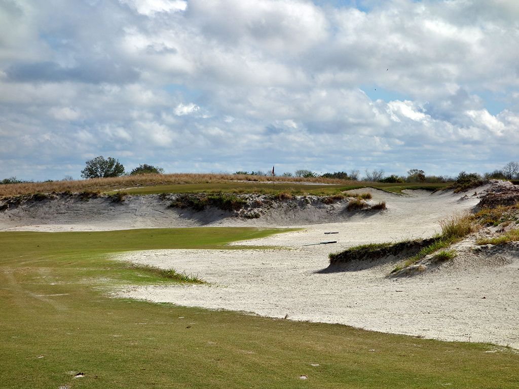 Photographs | GolfCourseGurus