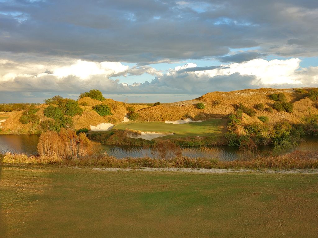 Photographs | GolfCourseGurus