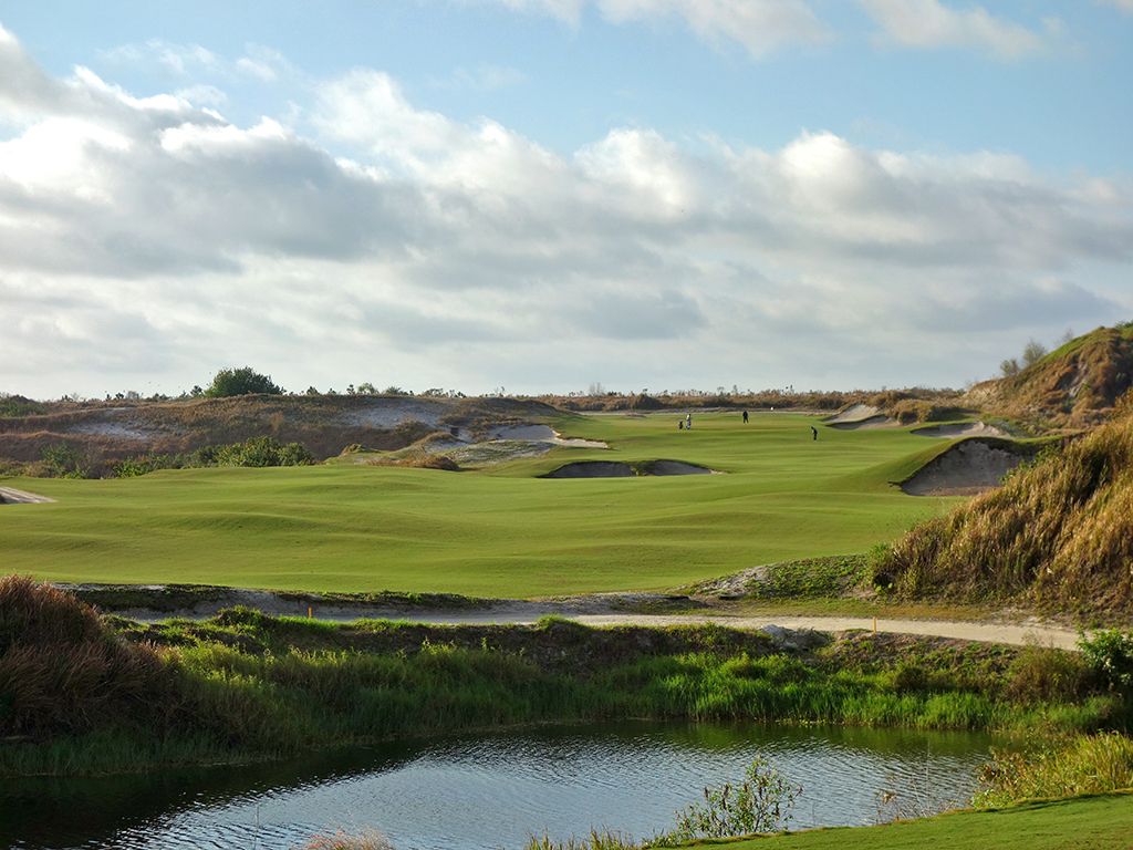 Photographs | GolfCourseGurus