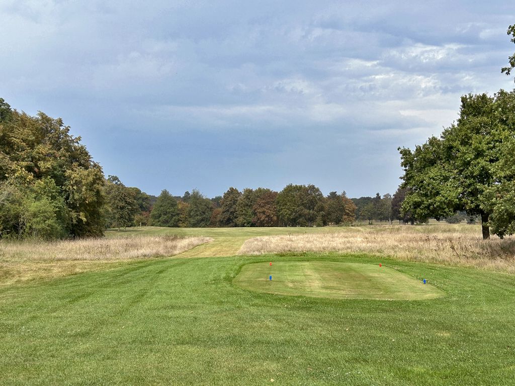 Chantilly Golf Club (Vineuil) (Vineuil-Saint-Firmin, Oise ...