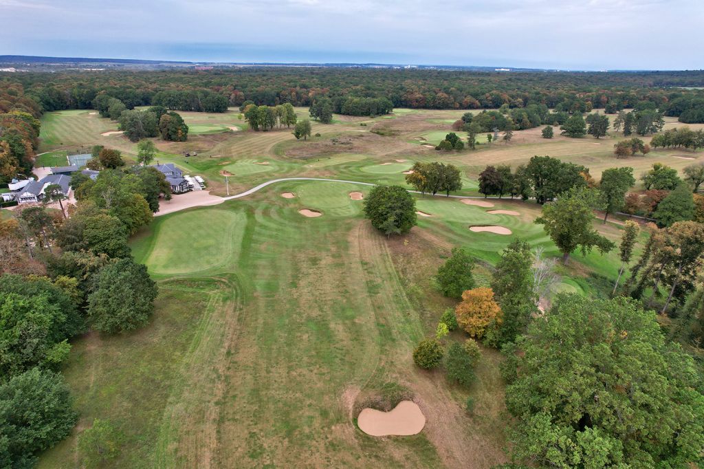 Photographs | GolfCourseGurus