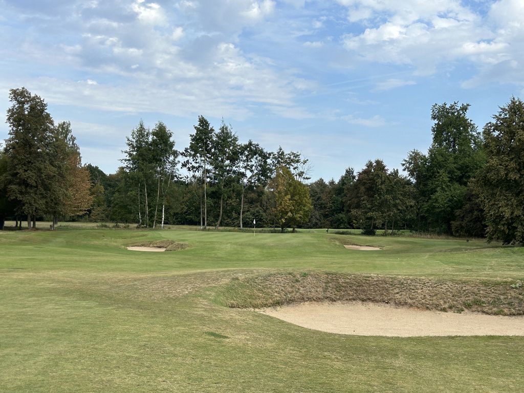 Chantilly Golf Club (Vineuil) (Vineuil-Saint-Firmin, Oise ...