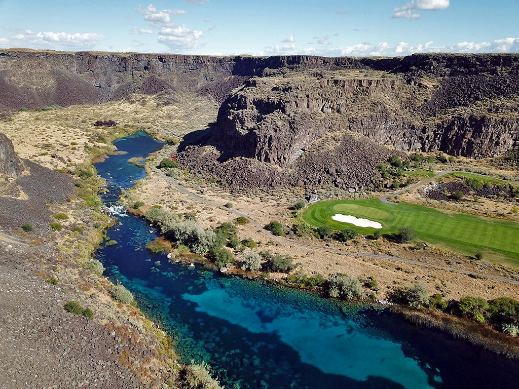 Photographs | GolfCourseGurus