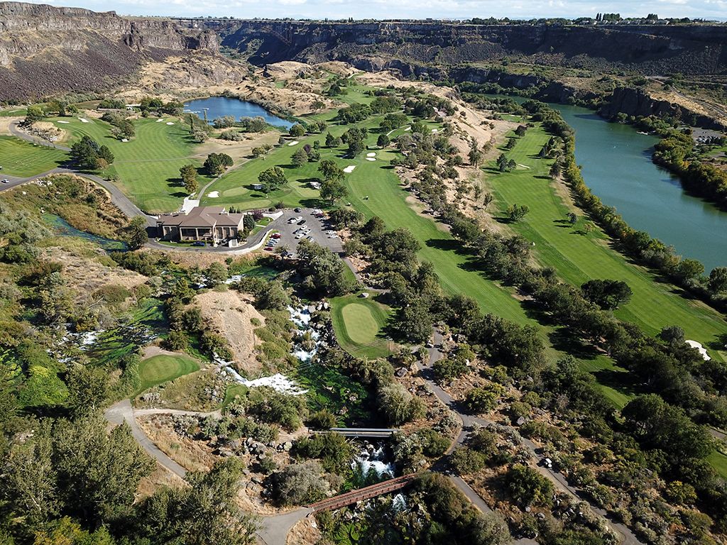 Photographs | GolfCourseGurus