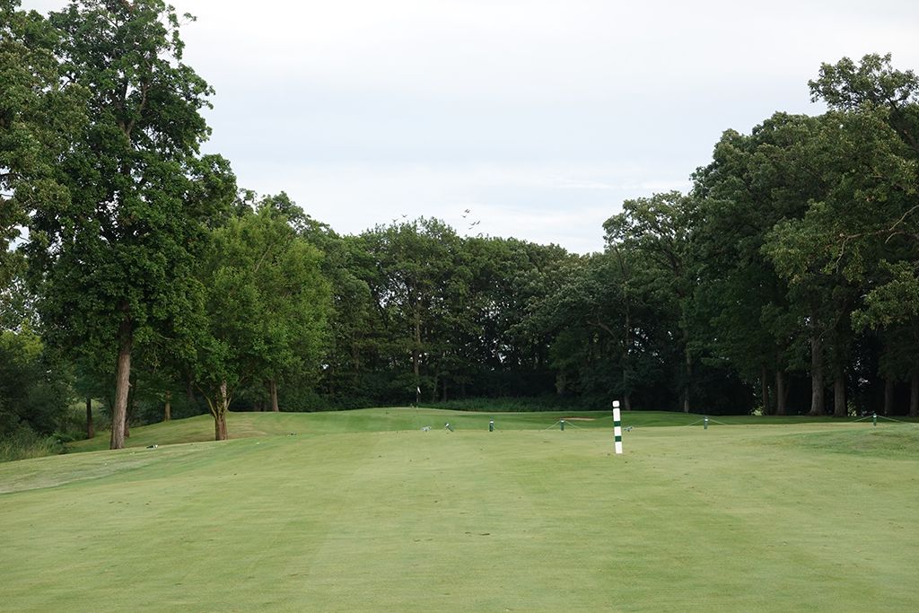 Photographs | GolfCourseGurus