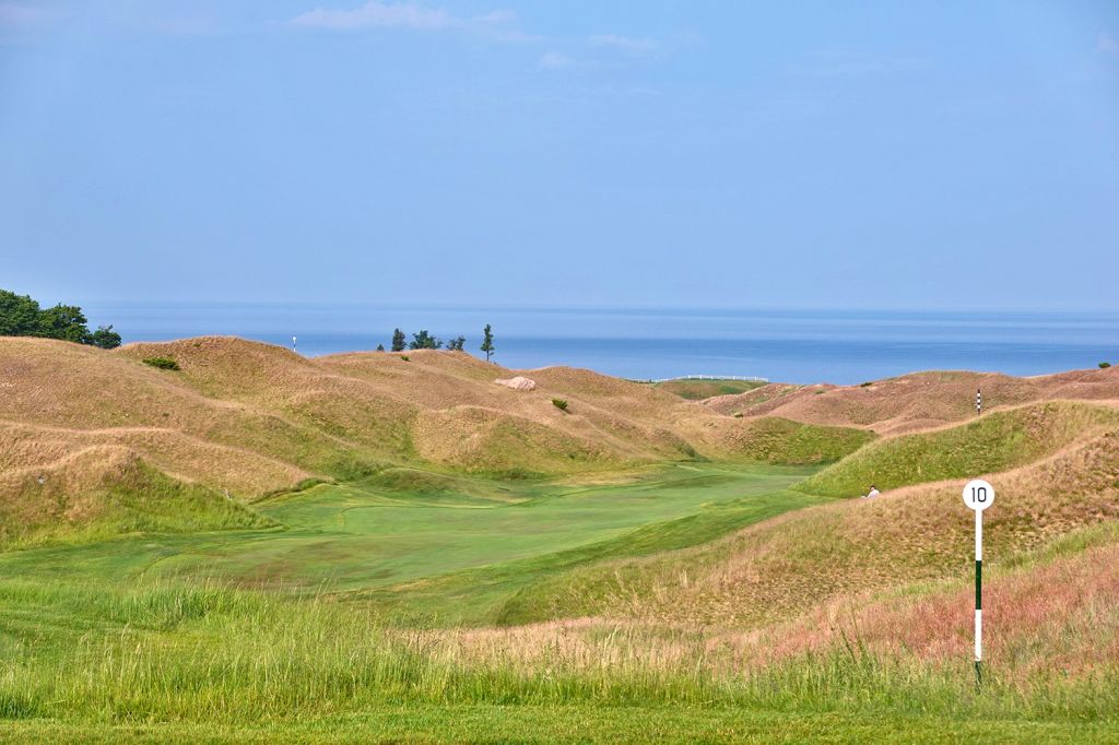 Arcadia Bluffs (Bluffs) (Arcadia, Michigan) | GolfCourseGurus