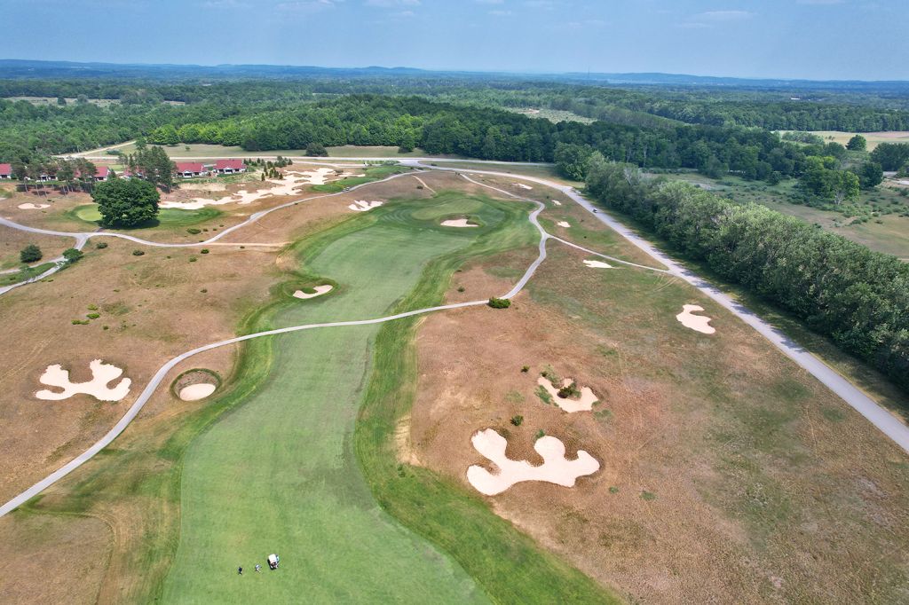 Photographs | GolfCourseGurus