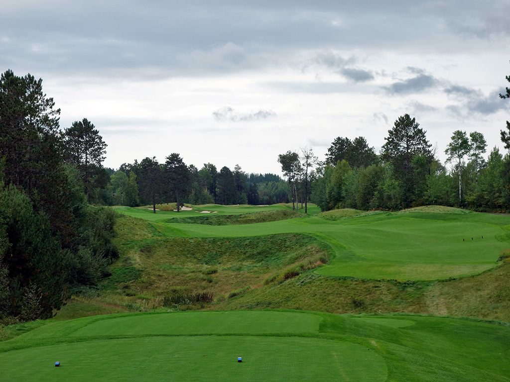 Photographs | GolfCourseGurus