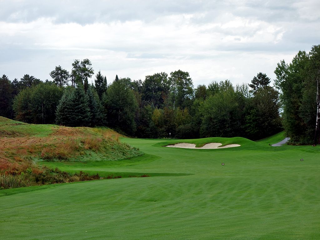 Photographs | GolfCourseGurus