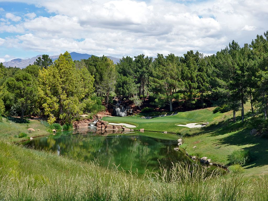 Photographs | GolfCourseGurus