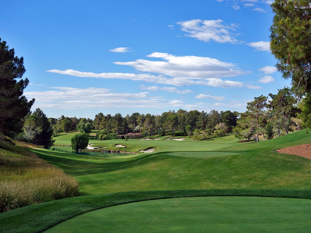 Photographs | GolfCourseGurus