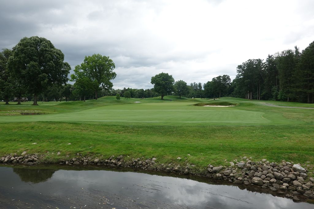 Photographs | GolfCourseGurus