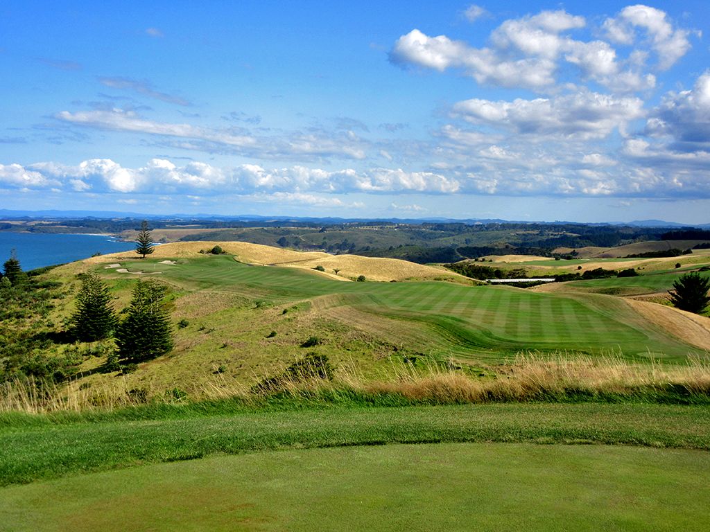 Kauri Cliffs Golf Course (Matauri Bay, Northland) | GolfCourseGurus
