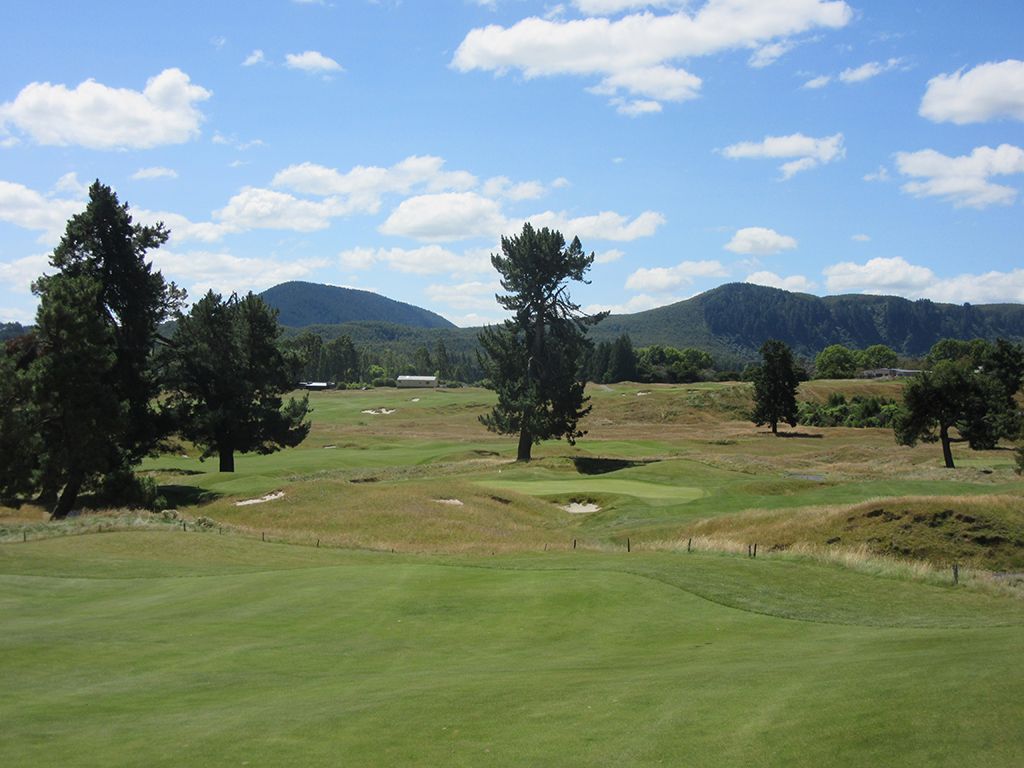 The Kinloch Club (Kinloch, Taupo) | GolfCourseGurus
