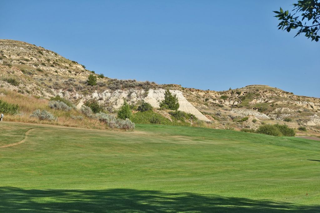 Bully Pulpit Golf Course (Medora, North Dakota) | GolfCourseGurus