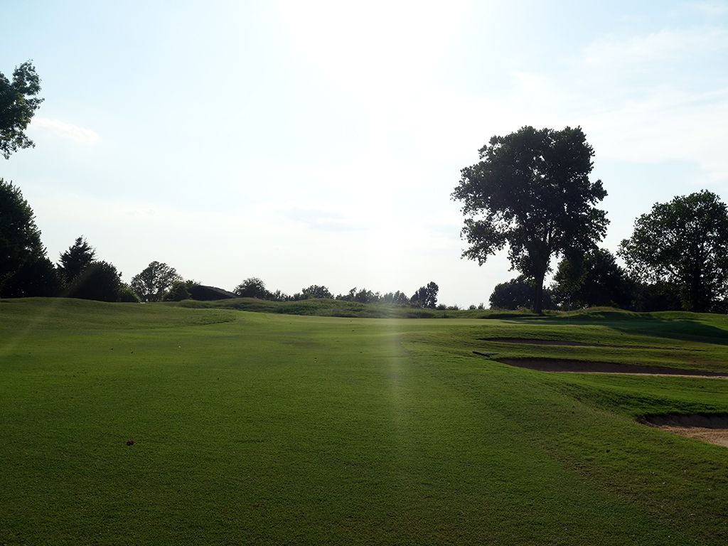 Oak Tree Country Club (West) (Edmond, Oklahoma) | GolfCourseGurus