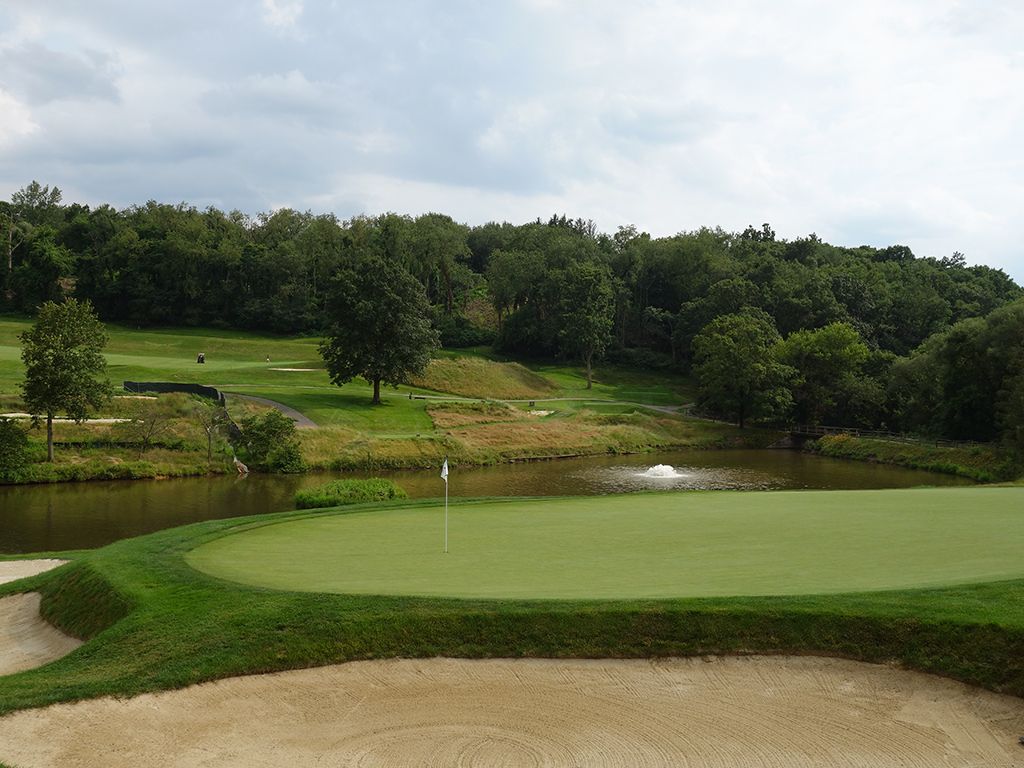 Photographs | GolfCourseGurus