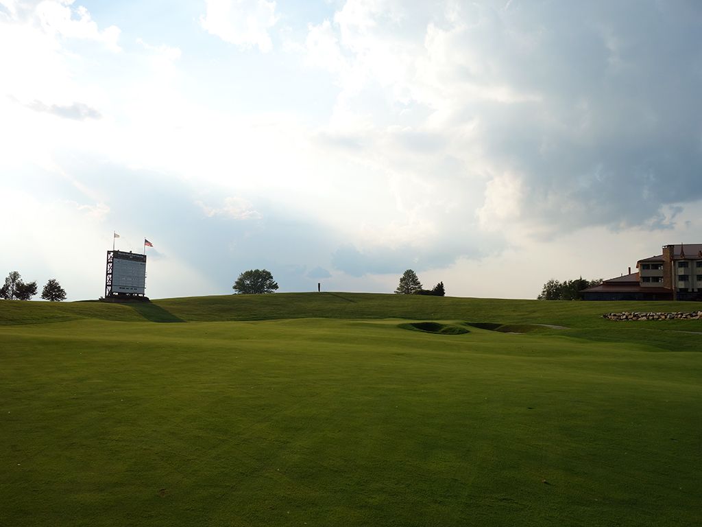 Photographs | GolfCourseGurus