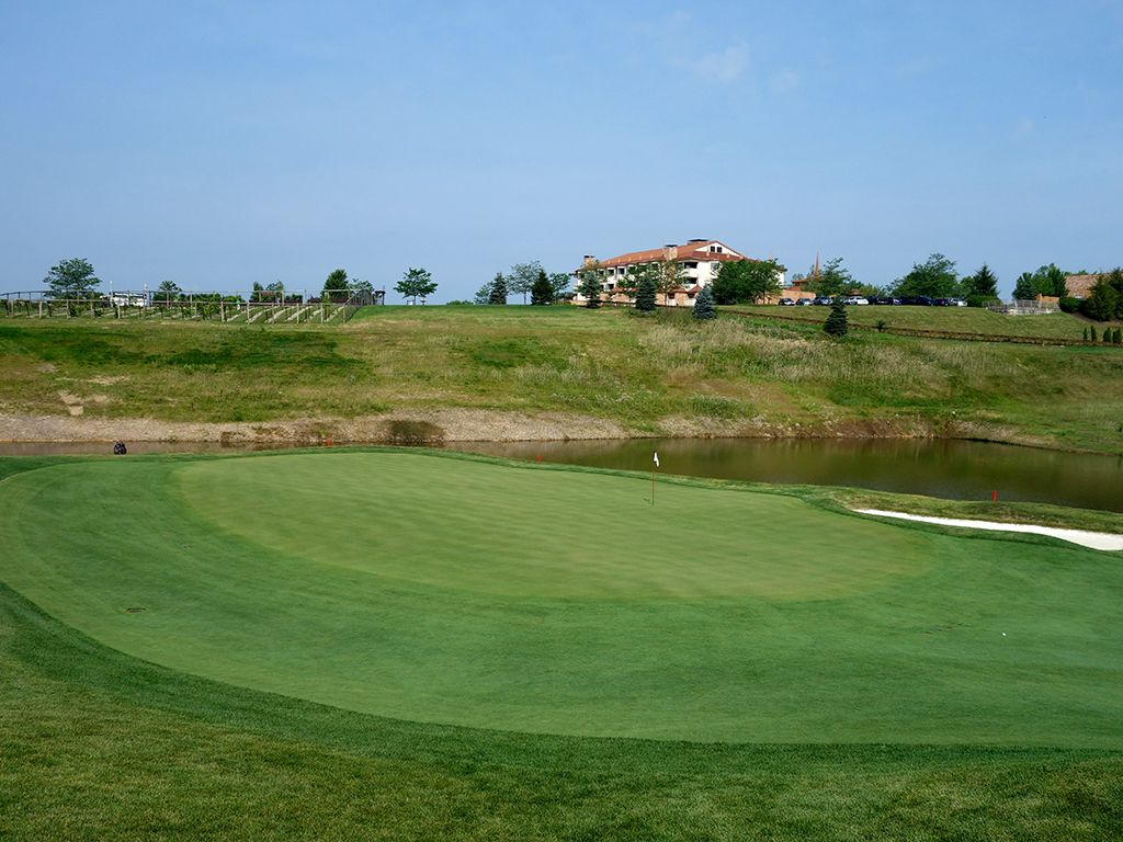 Photographs | GolfCourseGurus
