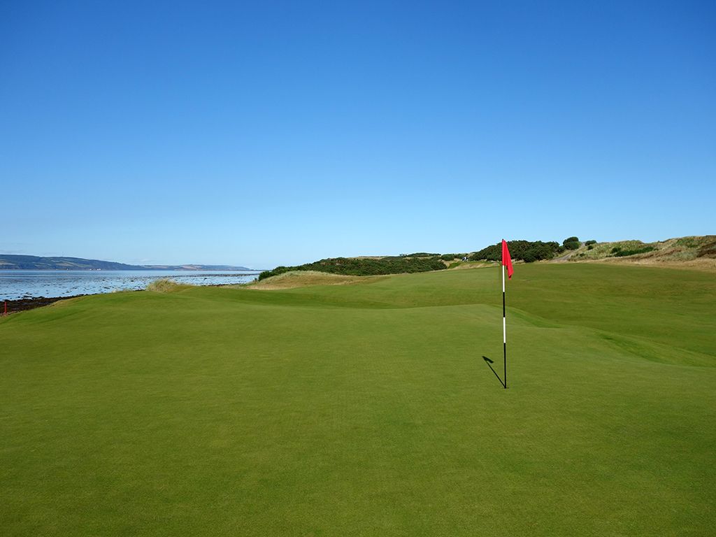 Castle Stuart Golf Links (Inverness, Scotland) | GolfCourseGurus