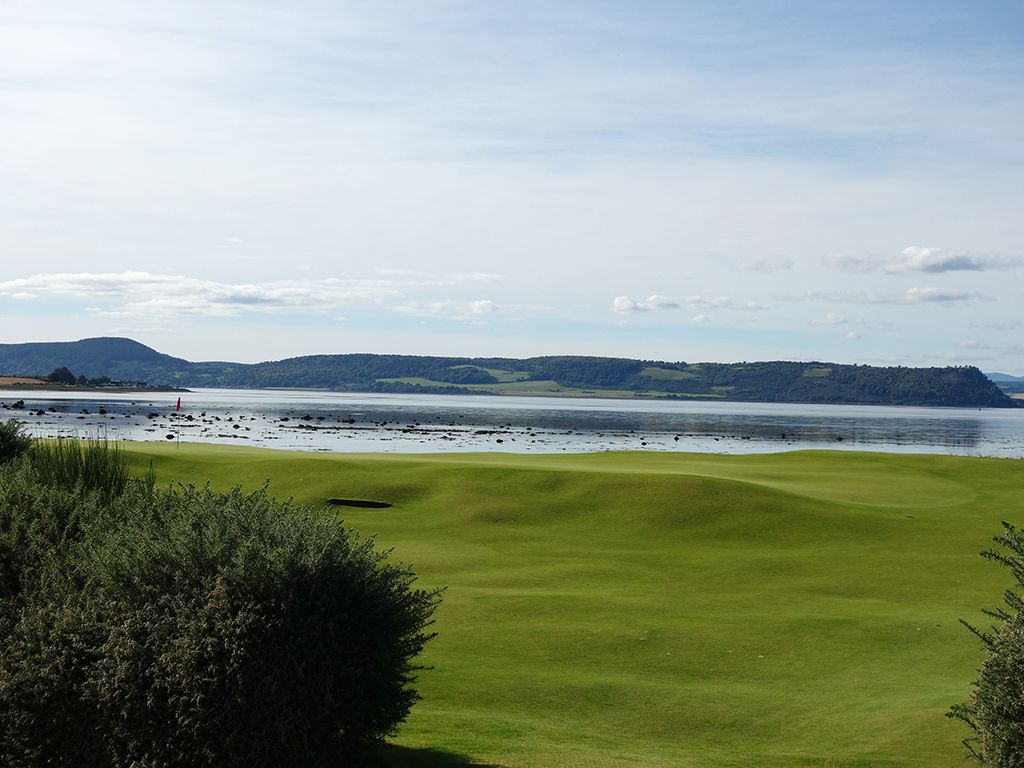 Castle Stuart Golf Links (Inverness, Scotland) | GolfCourseGurus