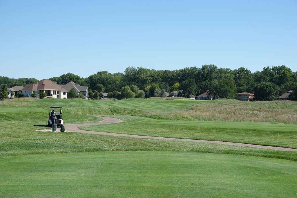Dakota Dunes Country Club (Dakota Dunes, South Dakota) | GolfCourseGurus