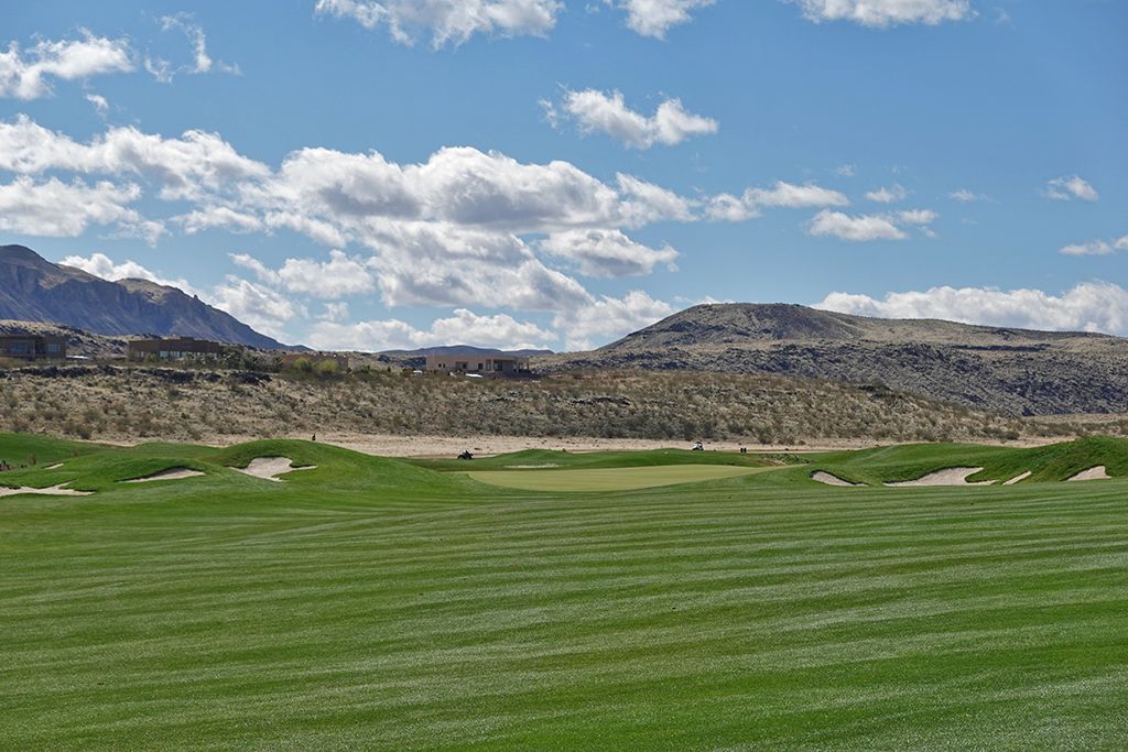 Photographs | GolfCourseGurus