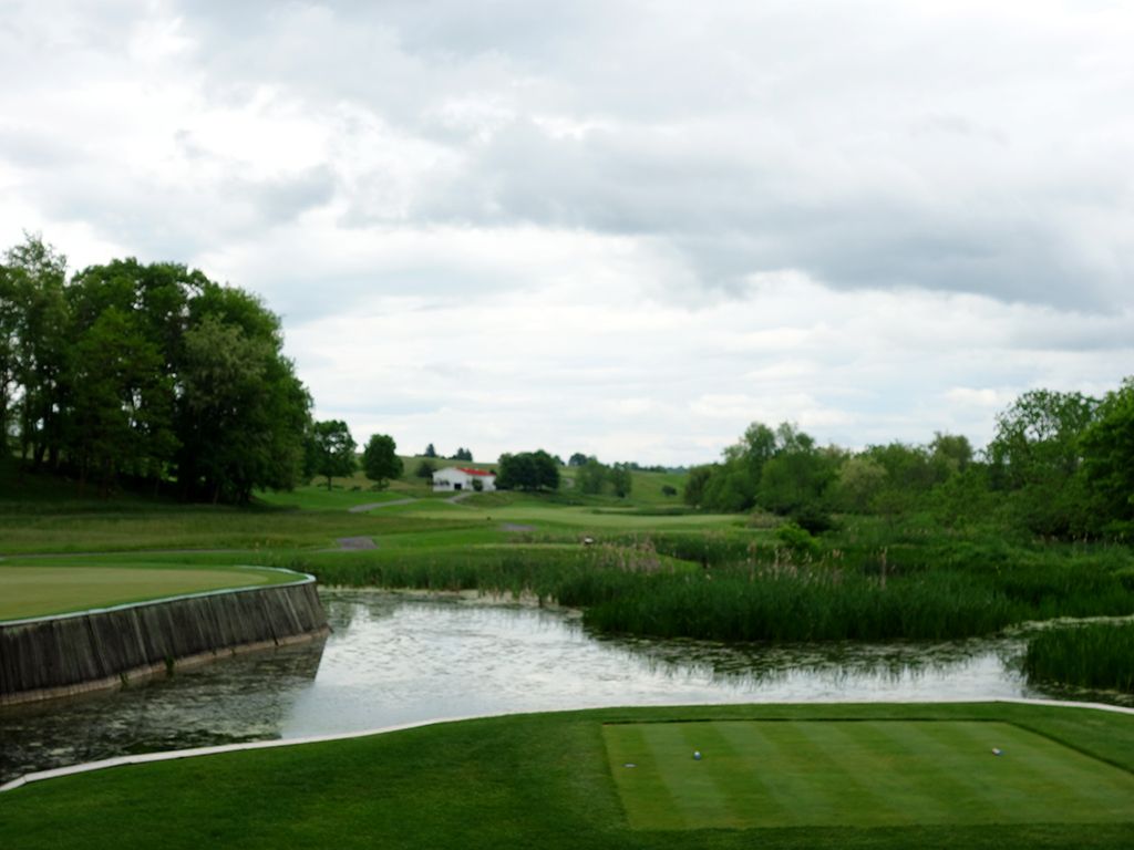 Photographs | GolfCourseGurus