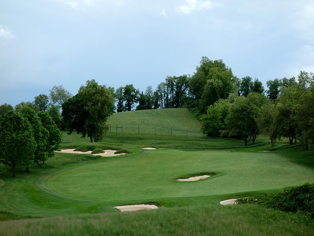 Photographs | GolfCourseGurus