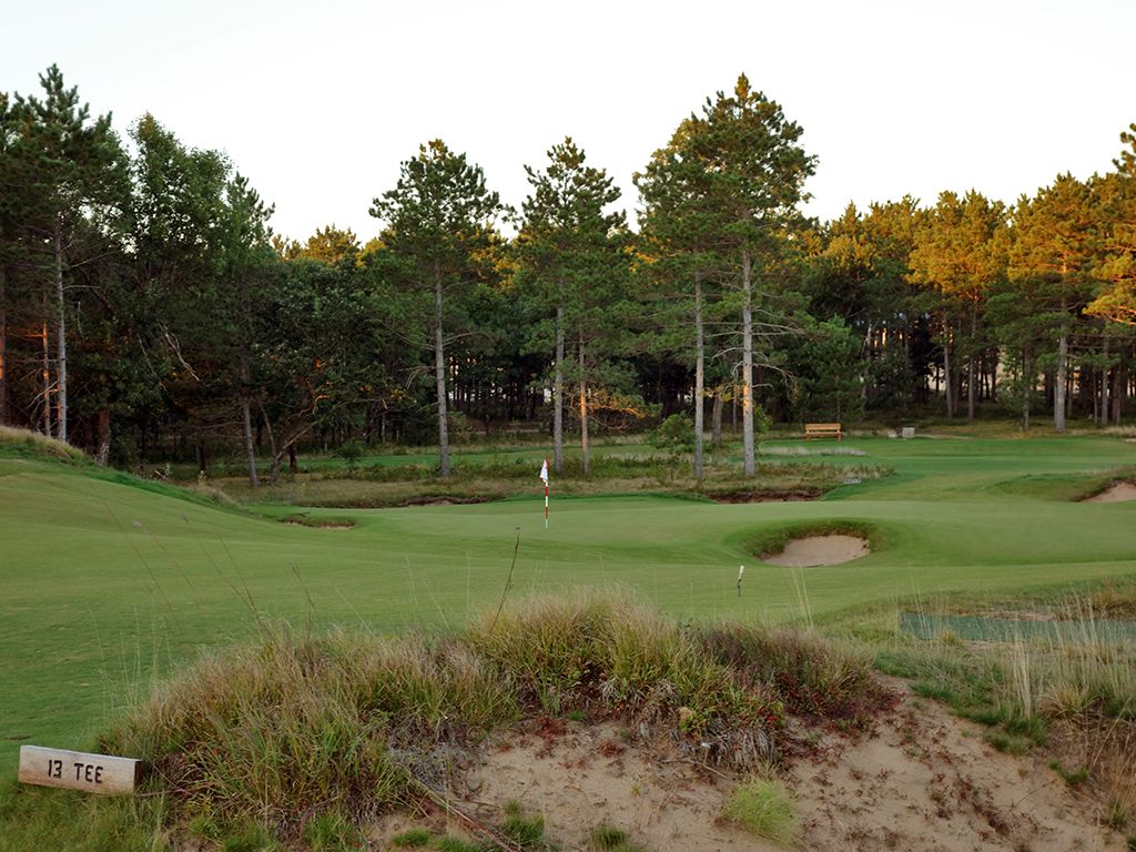 Photographs | GolfCourseGurus