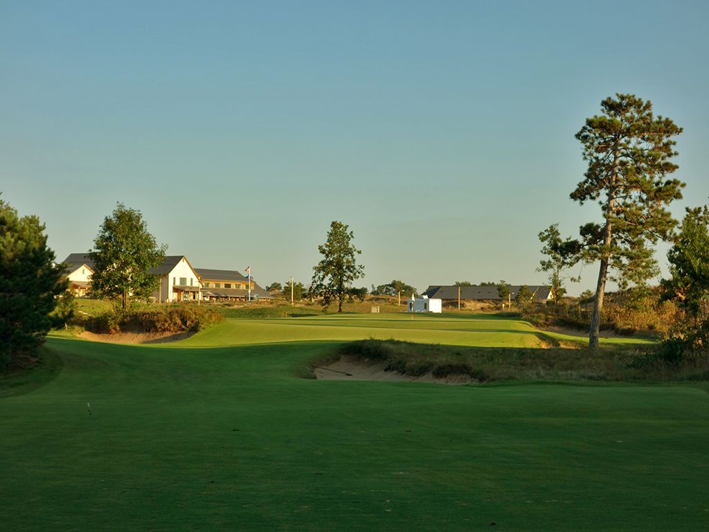 Photographs | GolfCourseGurus