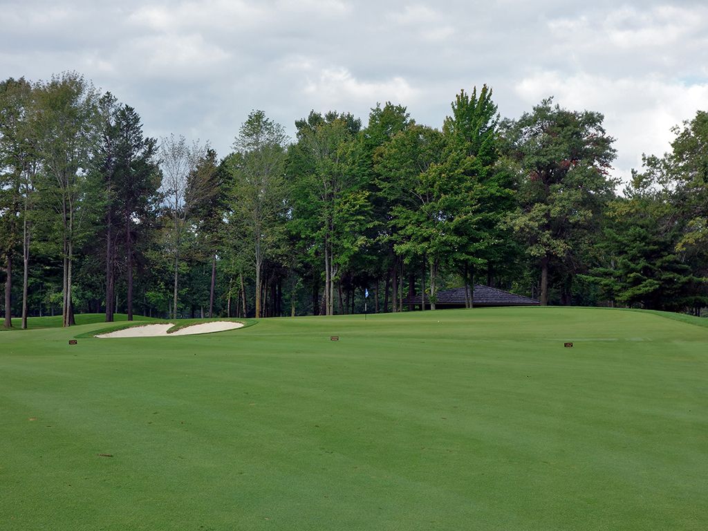 Photographs | GolfCourseGurus
