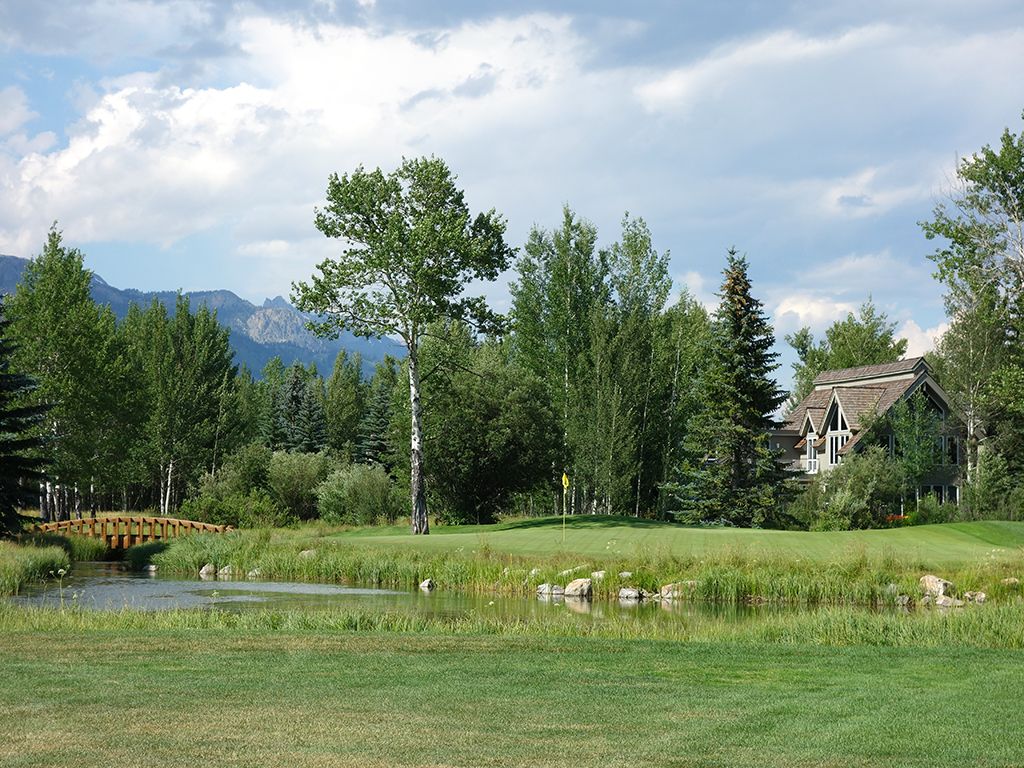 Photographs | GolfCourseGurus